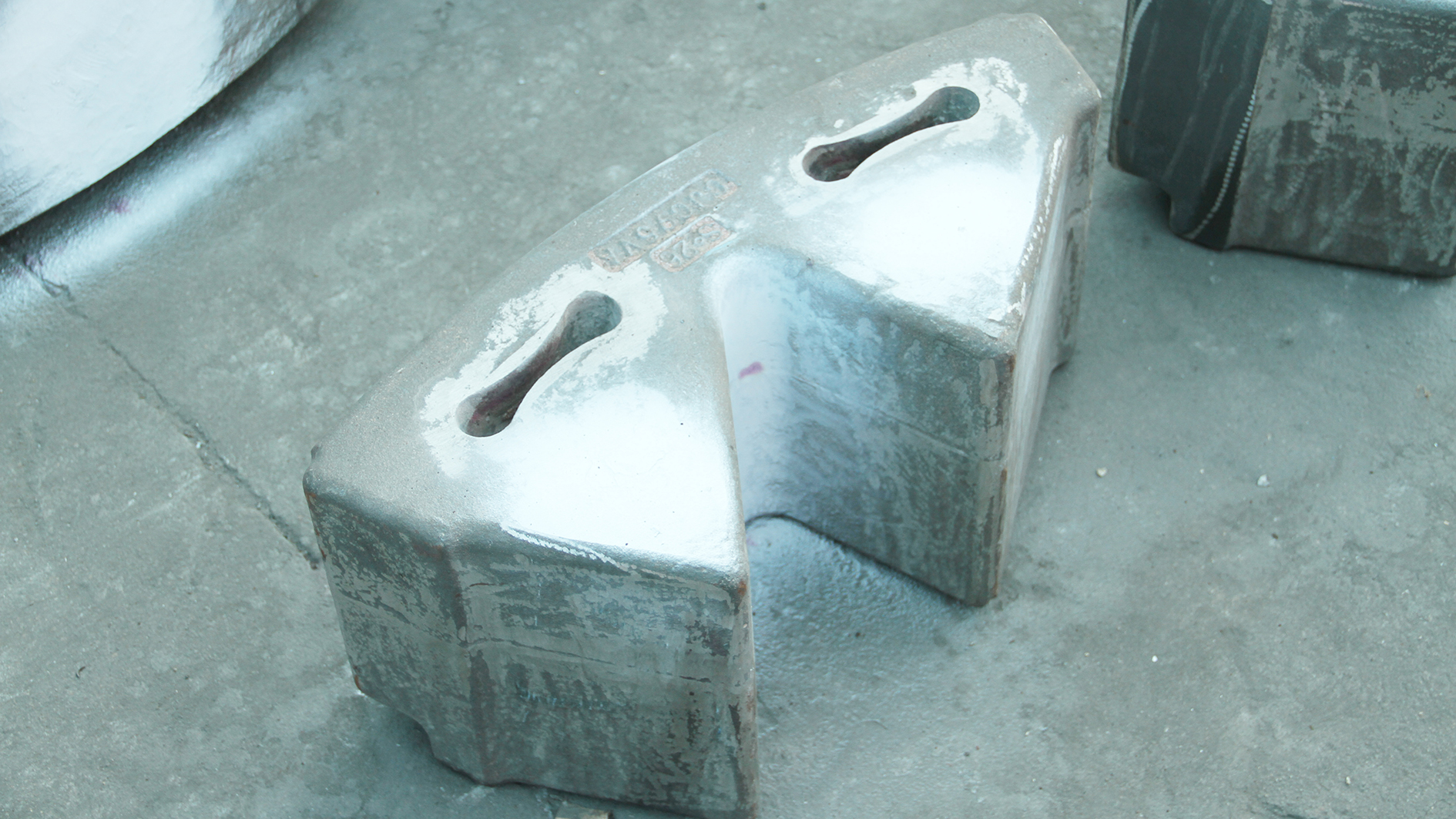 Terex CRJ3255 VSI Crusher High Chrome Wear Parts Anvils for Hot Sale ...